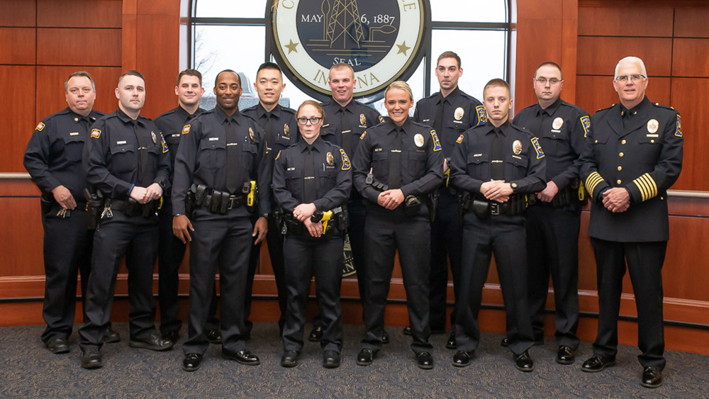 Noblesville Police Department welcomes 10 new officers to force Noblesville Police Department welcomes 10 new officers to force
