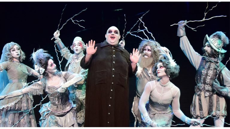 ‘The Addams Family’ creeps on stage at Beef & Boards