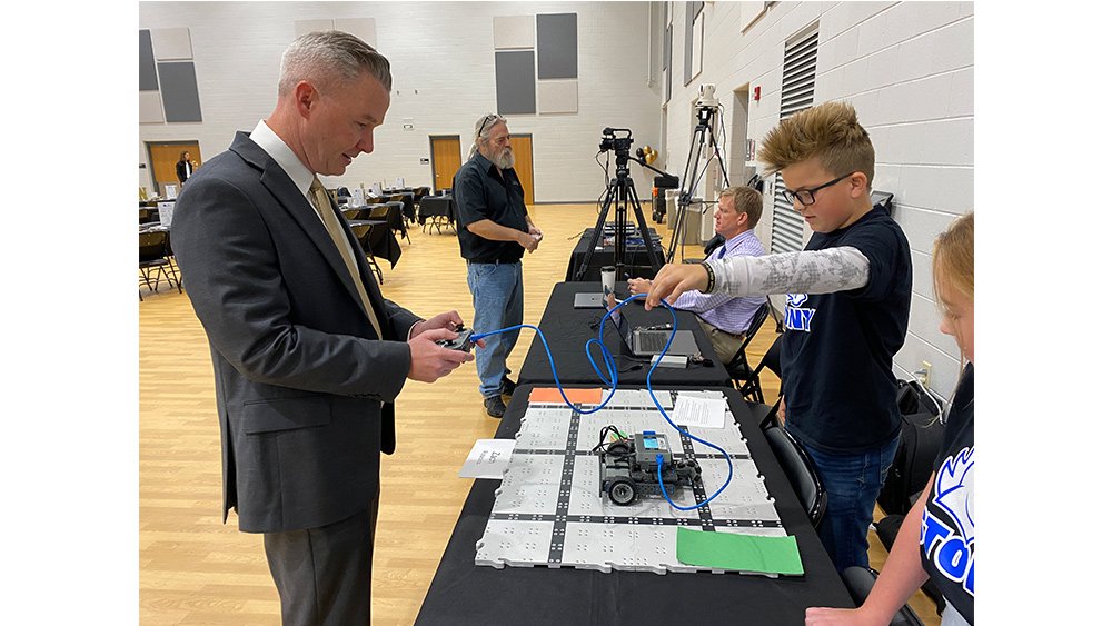 Noblesville Superintendent Hile delivers first State of the Schools address