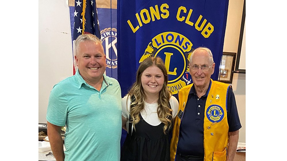 Noblesville Lions Club awards scholarship to Heights graduate