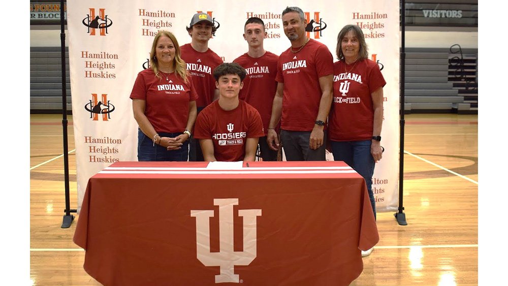 Peyton McQuinn signs with Indiana University