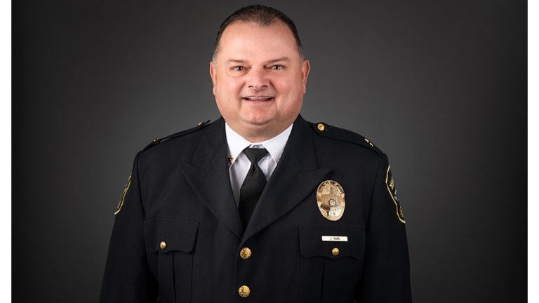 Noblesville Police Chief John Mann announces retirement