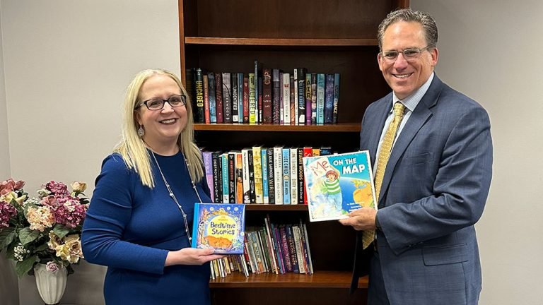 Little Free Courthouse Library opens in jury assembly room